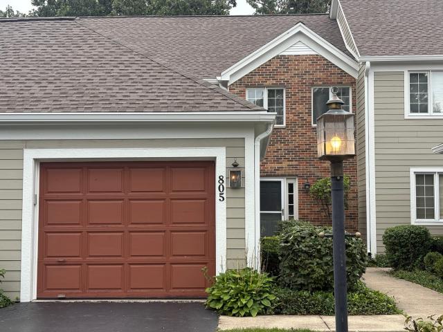805 Suffield Square