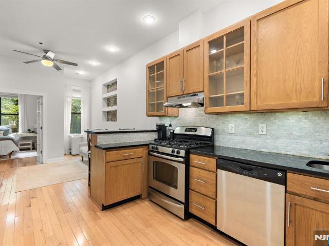 805 Park Avenue # 1R