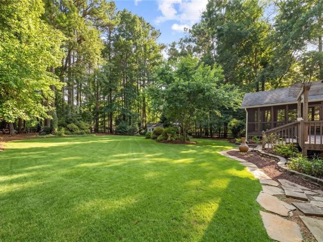 805 Pinehurst Drive