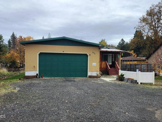 805 Redwood Ave, Butte Falls, OR 97522