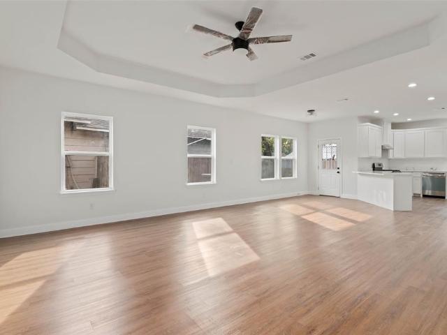 805 Ritchey St, Gainesville, TX 76240 | MLS #21123