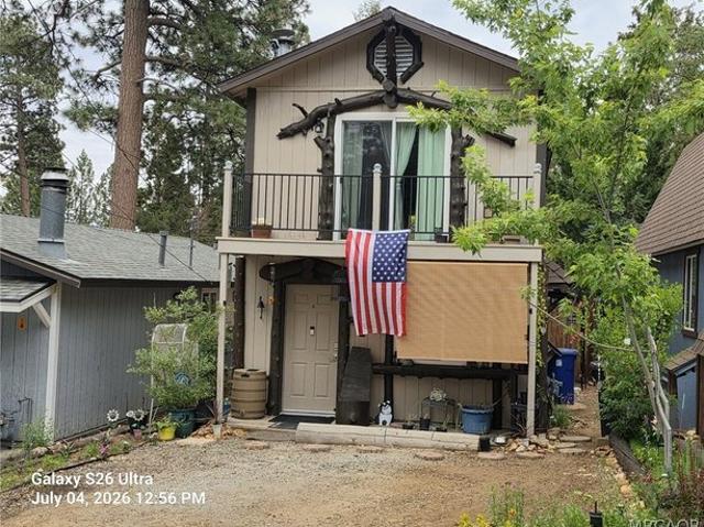 805 Riverside Ave, Sugarloaf, CA 92386