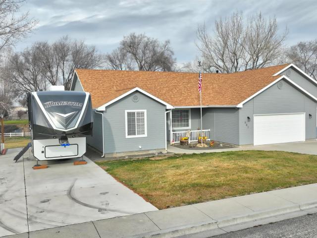805 W 1st Street