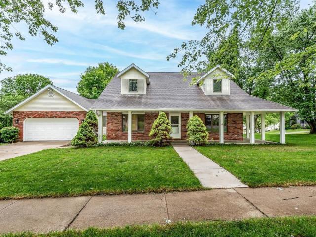 805 W Hedgewood Drive