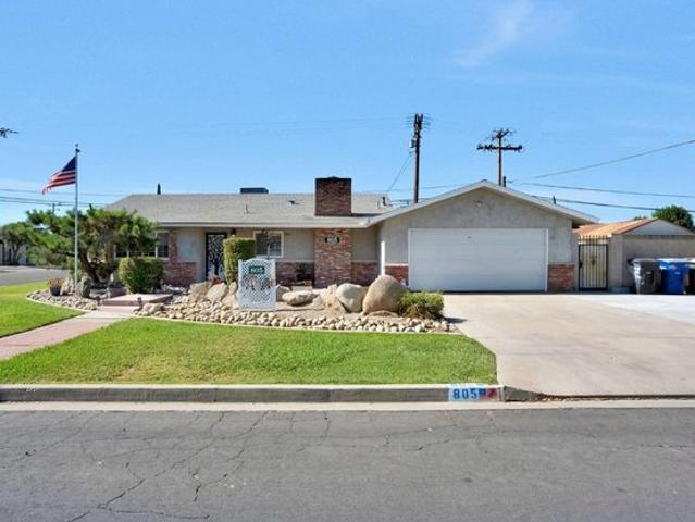 805 W Mulberry Dr, Hanford, CA 93230
