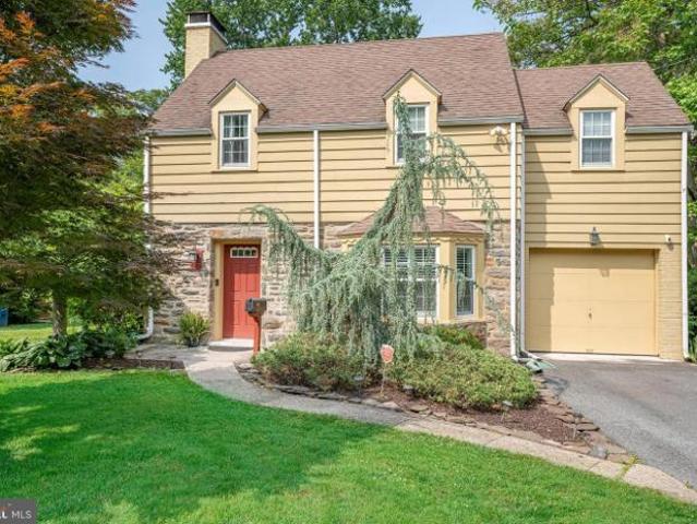 805 Woodsdale Rd, Wilmington, DE 19809