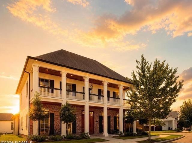 805 Waterview Rd, Youngsville, LA 70592