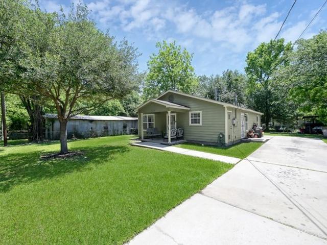 805 Webb St, Conroe, TX 77301