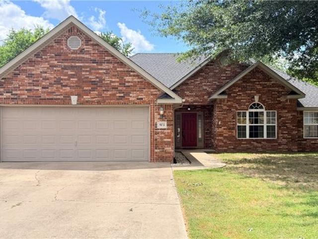 805 Todd Cir, Pea Ridge, AR 72751
