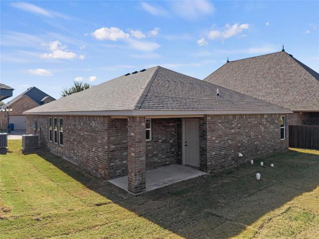 805 Venice Court