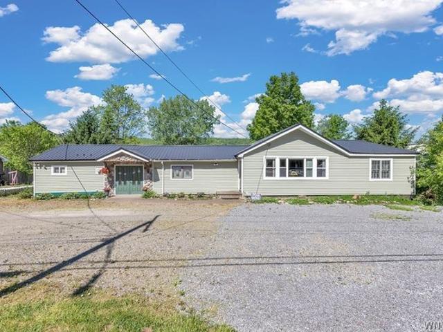 8064 State Rd, Colden, NY 14033