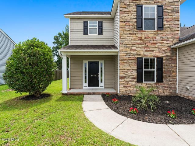 8064 W Highcroft Drive NE