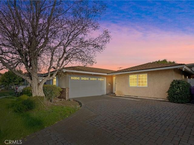 8065 E Ring St, Long Beach, CA 90808