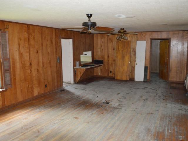 8068 Hilltop Lane