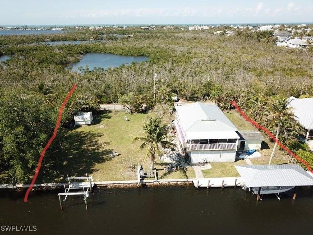 8069 Judge Bean Rd, Bokeelia, FL