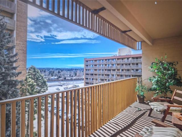 8060 E Girard Avenue # 601