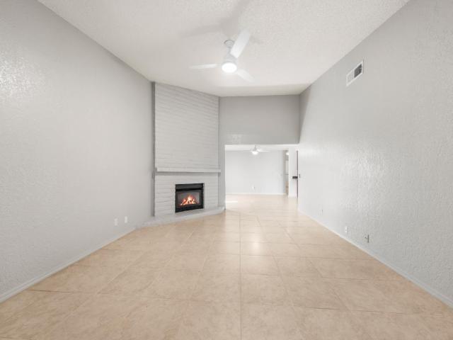 8061 La Riviera Dr, Sacramento, CA 95826 | MLS #226031 | Compass