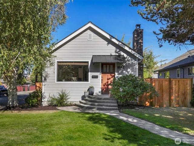 8062 30th Ave NW, Seattle, WA 98117