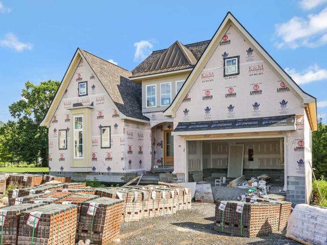 8063 Sir Oliphant Way # Lot 28
