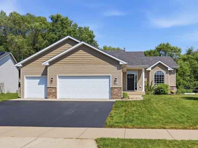 806 3rd Ave SE, Cold Spring, MN 56320