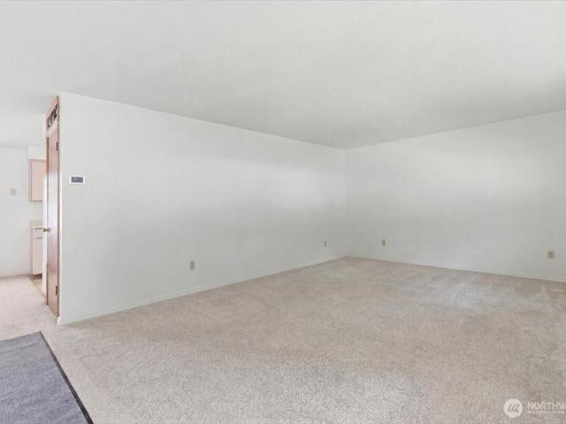 806 Central Drive