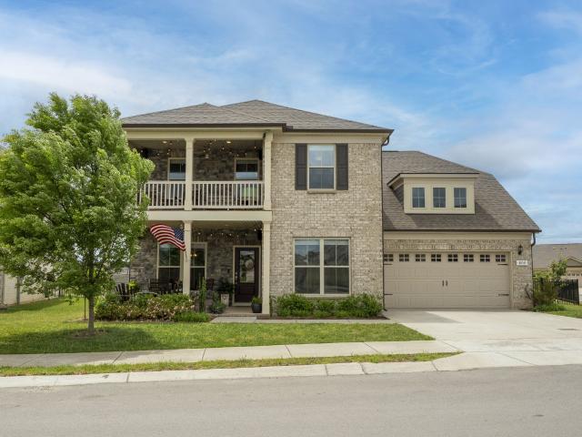 806 Chalkstone Ln