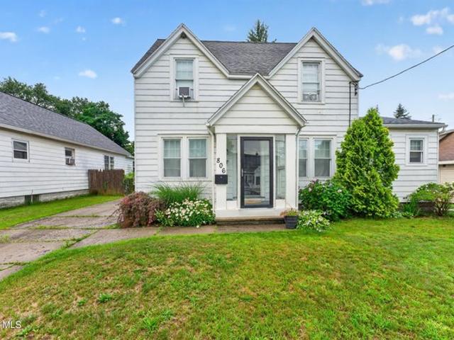 806 Curry Rd, Schenectady, NY 12306