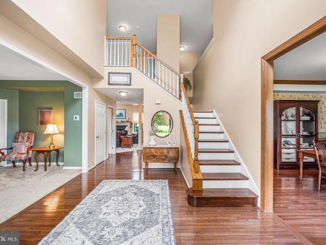 806 Arbor Lane