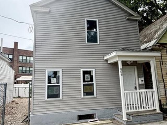 806 Arch St, Schenectady, NY 12307