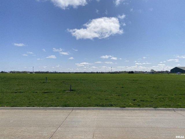 806 Book Ln, Geneseo, IL 61254