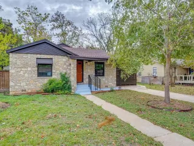 806 Barbara Dr, San Marcos, TX 78666
