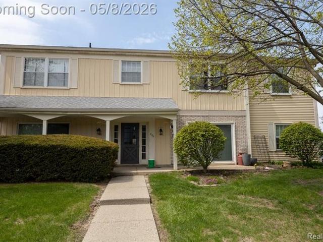 806 Bloomfield Village Blvd Apt H, Auburn Hills, MI 48326