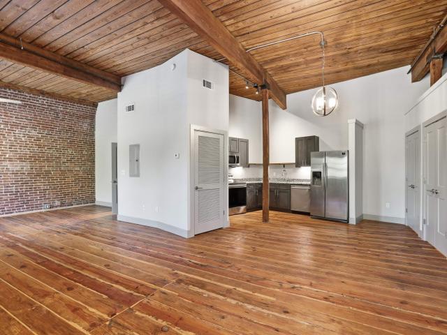 806 Green Avenue # UNIT 204