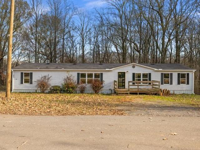806 Dogwood Ln, Brighton, TN 38011