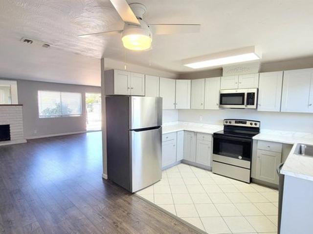 806 E 4th Ave Unit 6, Escondido, CA 92025