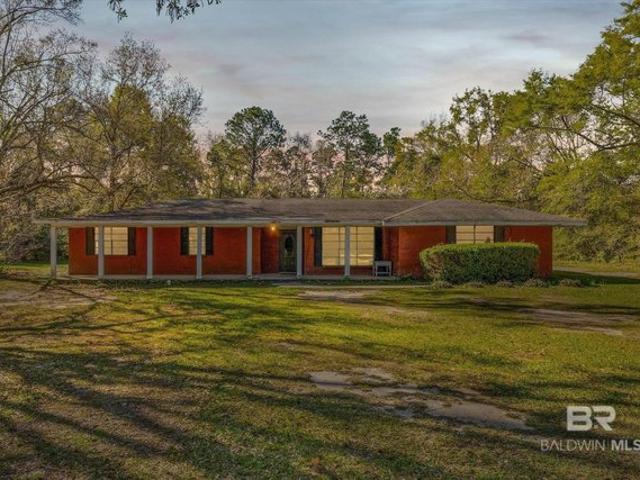806 E Verbena Ave, Foley, AL 36535