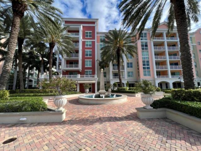 806 E Windward Way #315, Lantana, FL 33462