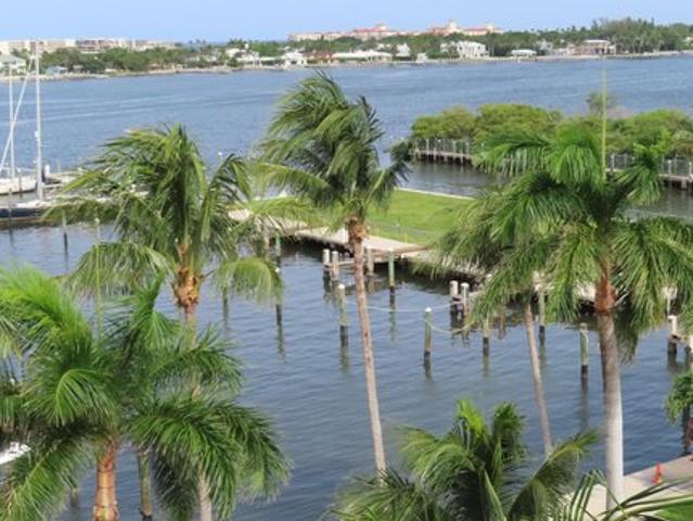 806 E Windward Way Apt 604, Lantana, FL 33462