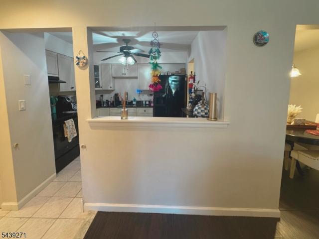 806 Eves Dr # 2H