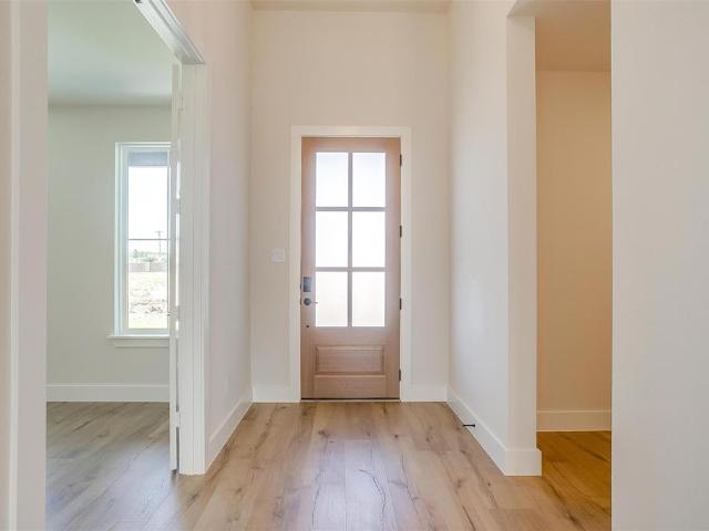 806 Feathergrass Court E