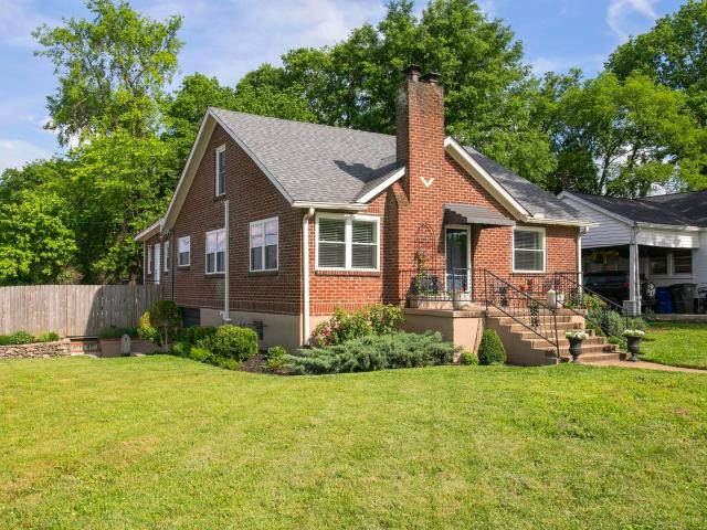 806 Fleming St