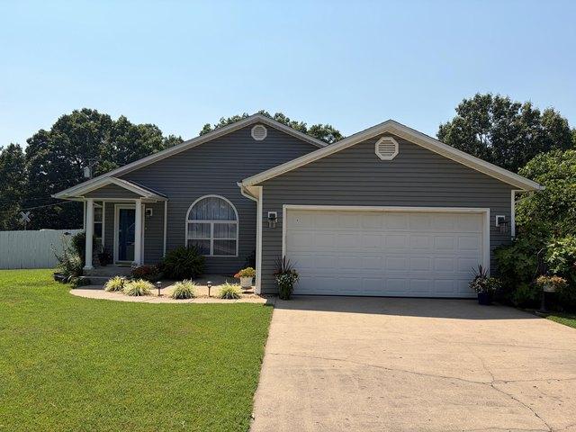 806 Oak Hill Dr, Mount Vernon, MO 65712