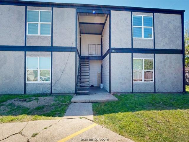 806 Oran Cir, Unit F, Bryan, TX 77801 | MLS #26004 | Compass