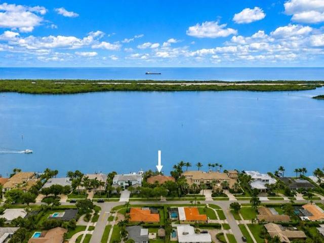 806 Lakeside Dr, North Palm Beach, FL 33408