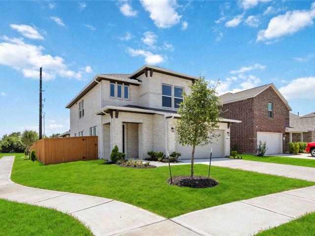 806 Mockingbird Passage Drive