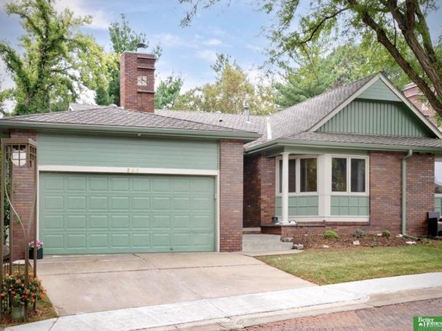 806 N 131st Ct, Omaha, NE 68154