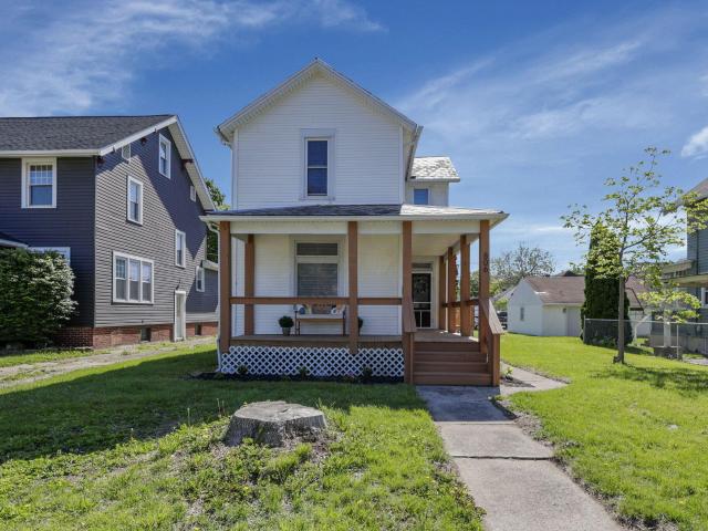 806 N High Street