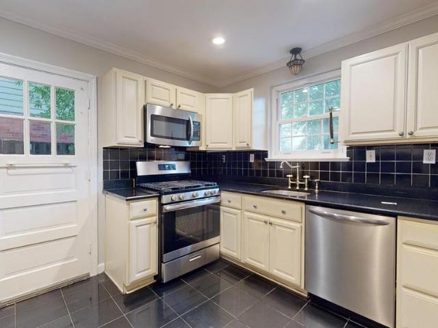 806 N Overlook Drive