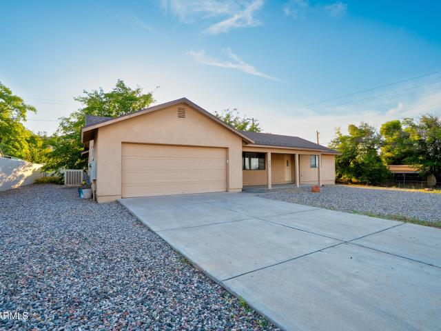 806 S 6TH Street