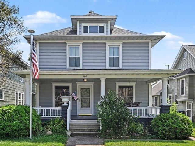 806 S 7th St, Goshen, IN 46526